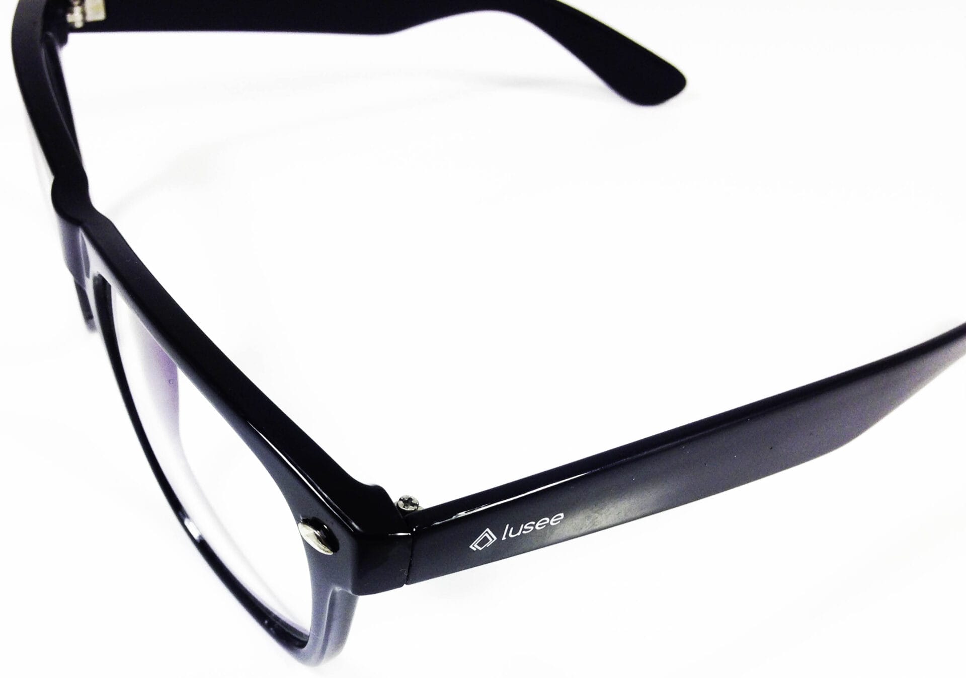 Lusee Gaming Glasses - My Helpful Hints® Product Review